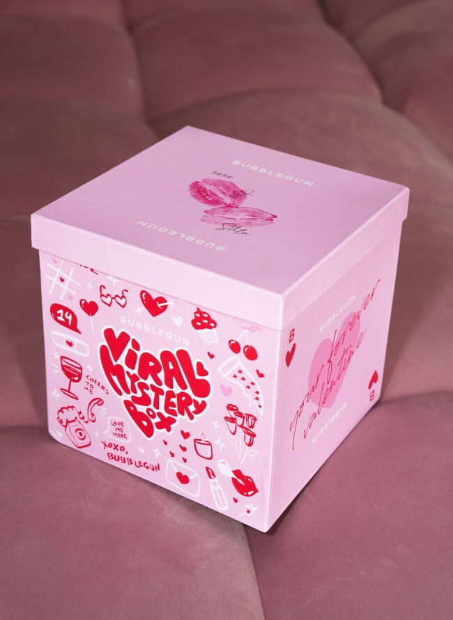 Red VIRAL MYSTERY BOX - BGWL2037 | BUBBLEGUN